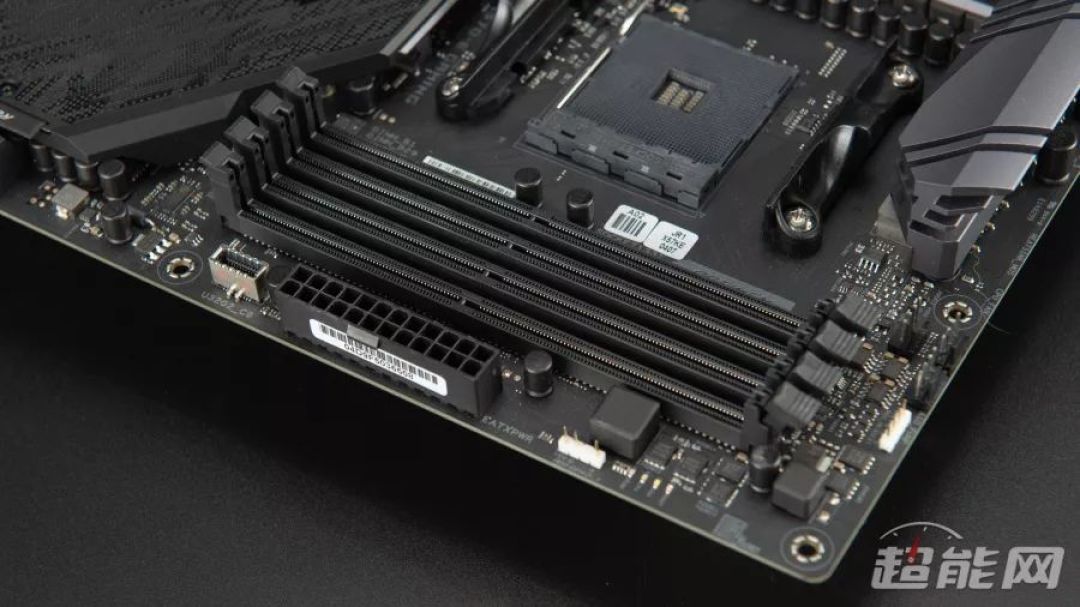 ROG STRIX X570-E GAMING主板评测：高速网络，恣意扩展_主板_什么值得买