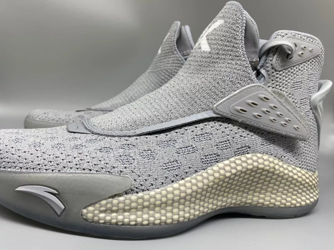 WEN球鞋测评-开箱 | KT5 PRO开箱测评 除了颜值更炫，它能复制前一代的神话吗？_篮球鞋_什么值得买