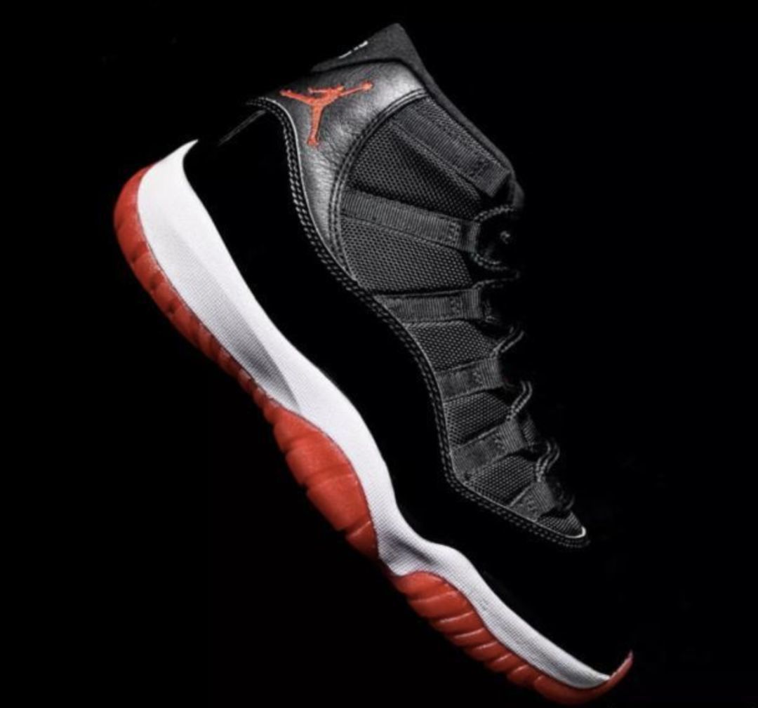 AJ的黑红配色人气何以称王？每一双AJ系列的“Bred”配色背后都有讲不完的故事_篮球鞋_什么值得买