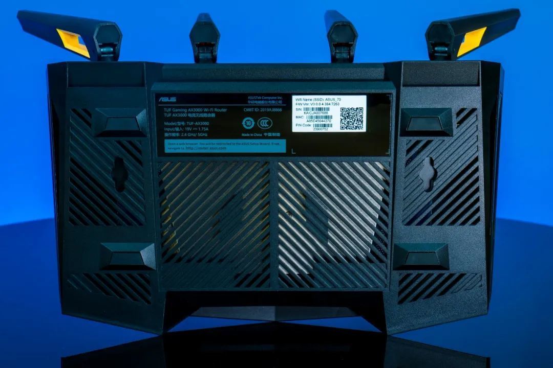 【八测】这AX-3000能行嘛？华硕TUF GAMING AX3000上手评测_路由器_什么值得买