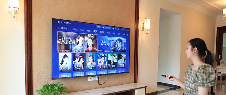 不务正业的75英寸超大屏电视！AI智能电视TCL 75V8测评_家电安装_什么值得买