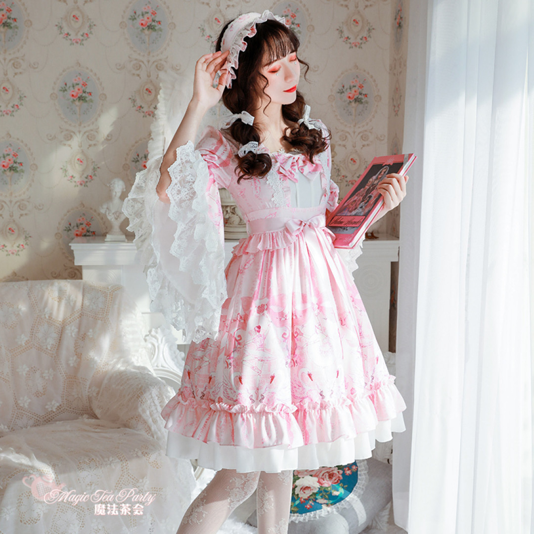 漂亮妹妹都爱玩的Lolita、JK、cos服还有这么多风格？附超美的裙裙分享~_Lolita_什么值得买