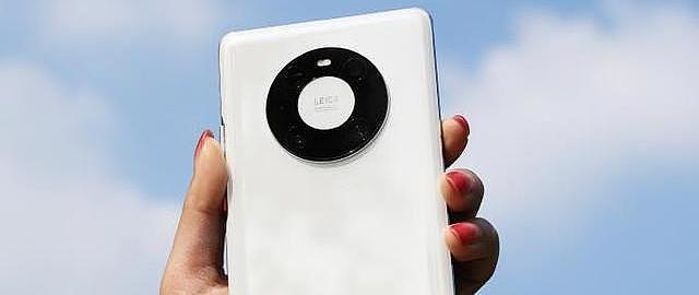 余承东讽刺苹果，iPhone12已经落后，华为mate40更先进_iPhone_什么值得买