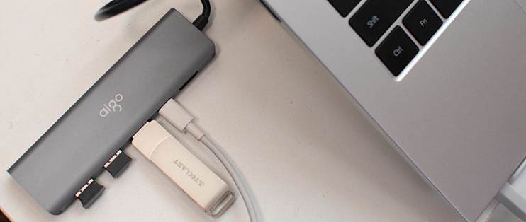 拯救轻薄本的接口利器：aigo Type-C扩展坞H5体验_接口转换器_什么值得买