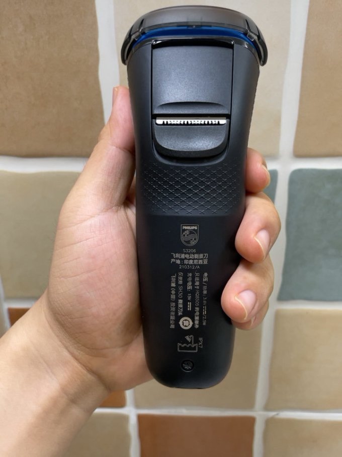 飞利浦S3206/09电动剃须刀怎么样 飞利浦锂电池剃须刀S3206_什么值得买