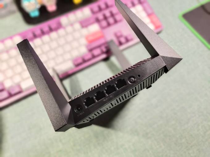 路由器怎么样 TP WMC181双频千兆路由，性能凑合_什么值得买