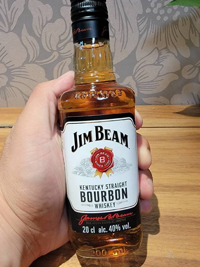 金宾洋酒怎么样 穷人喝的酒，金宾波本威士忌_什么值得买