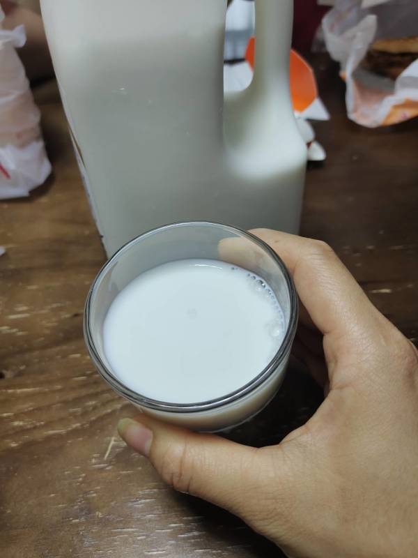 伊利低温牛奶_yili 伊利 高品质鲜牛奶 1.5L多少钱-什么值得买