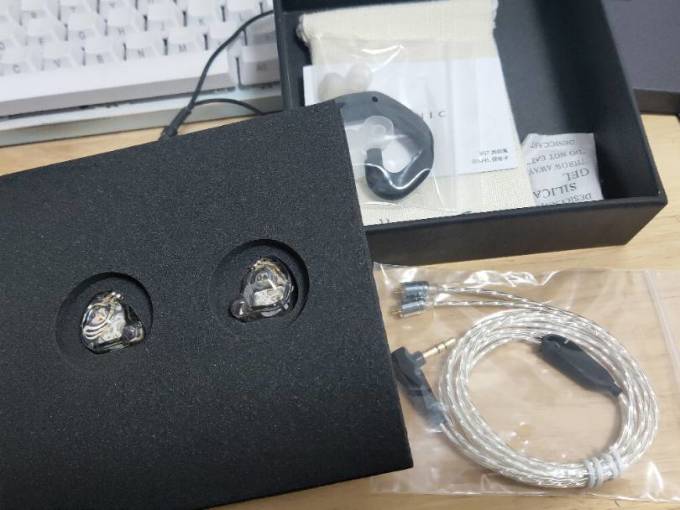 威索尼可耳塞式耳机怎么样 99元盲盒入手vsonic vs7_什么值得买