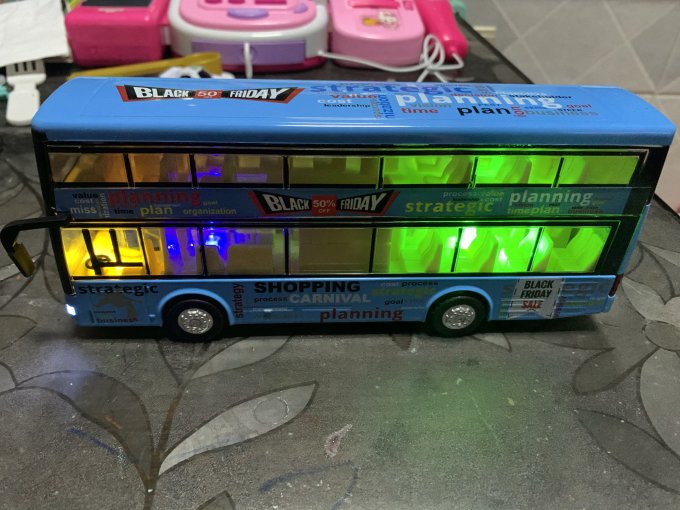 汽车模型怎么样 又颜有值的迷你公交车_什么值得买