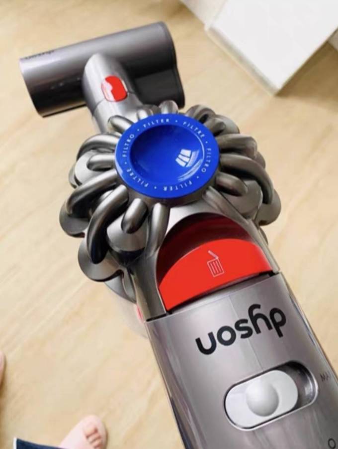 戴森V8 Fluffy Plus手持式吸尘器怎么样 入手一个月戴森v8，说一说个人体验_什么值得买