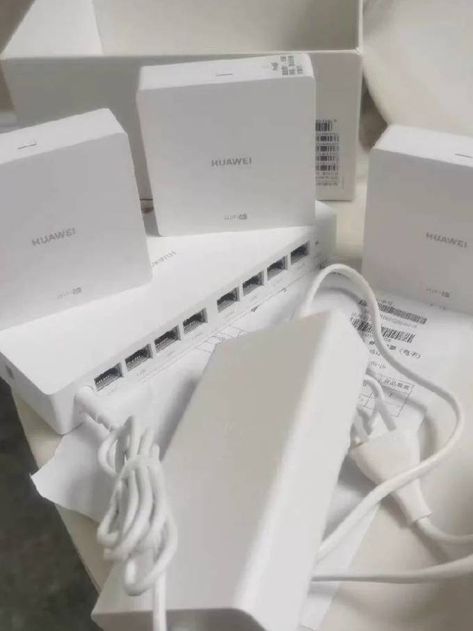 华为路由器怎么样 华为路由H6套装1母3子专为大户型设计_什么值得买