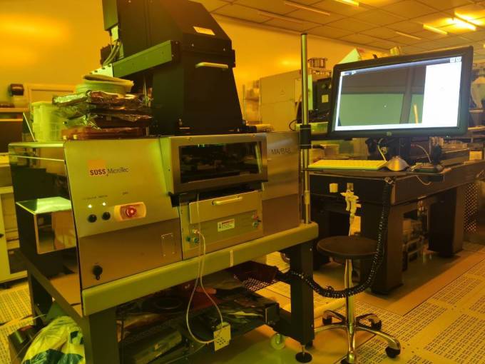 日常办公怎么样 SUSS MA8 接触式光刻机，性价比很_什么值得买