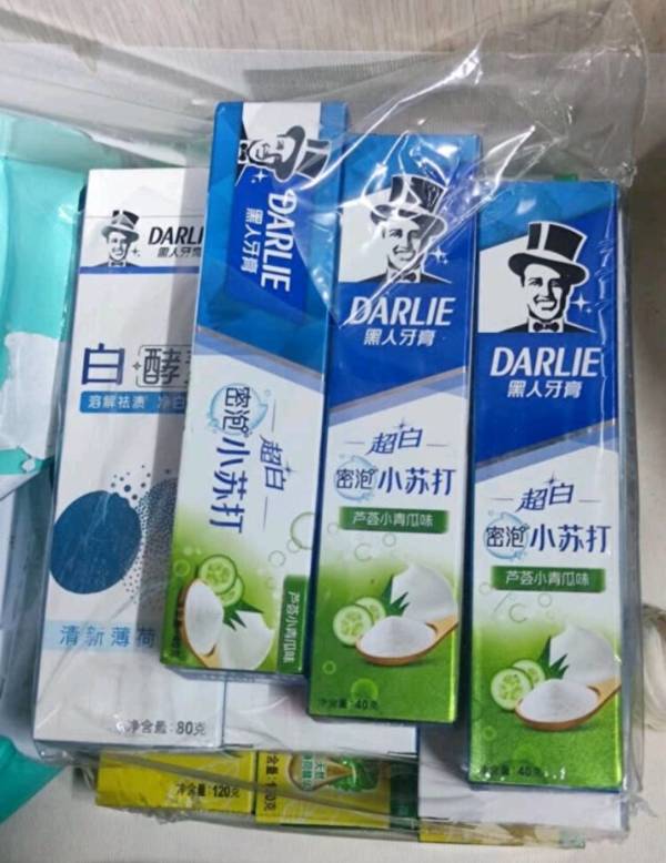 好来牙膏_DARLIE 好来 原黑人)白·酵素清新薄荷/淡雅花香牙膏美白去异味含小样480g多少钱-什么值得买