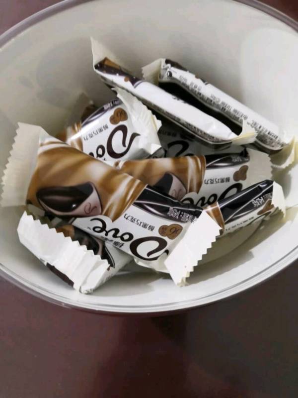 dove巧克力_Dove 德芙 摩卡榛仁巧克力 243g多少钱-什么值得买