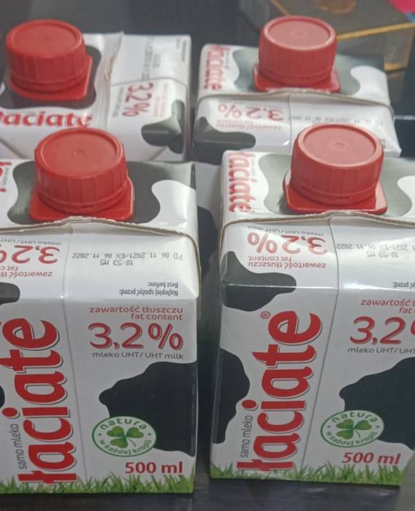 Laciate全脂牛奶_Laciate 卢森牧场 Laciate 波兰原装进口全脂灭菌0.5L*8盒牧场草饲高钙 送礼佳选多少钱-什么值得买