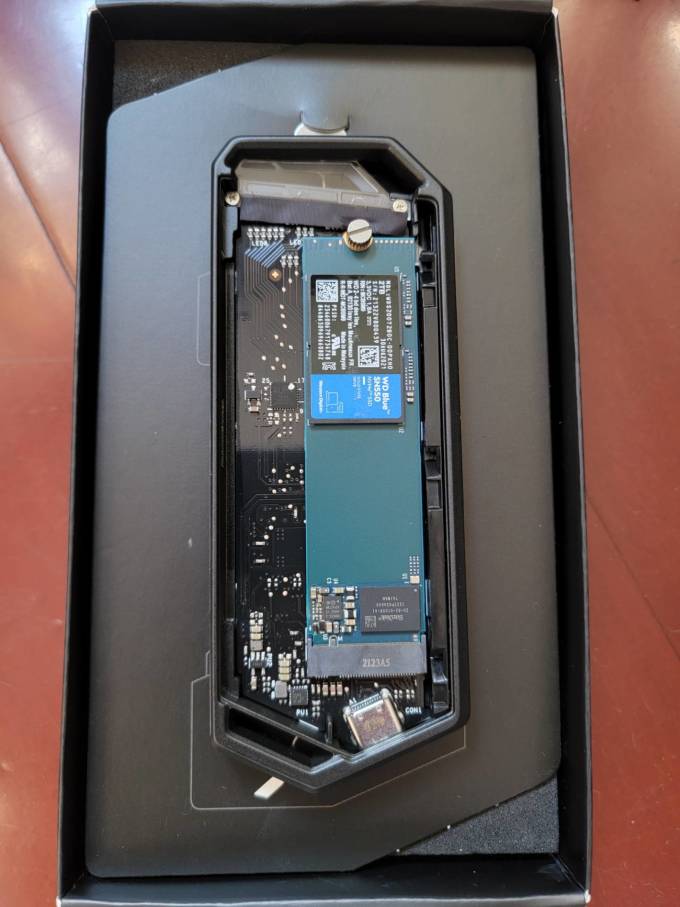 玩家国度ESD-S1C移动硬盘盒怎么样 败家之眼就是香：华硕ROG幻影移动硬盘盒_什么值得买