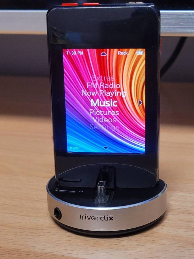 艾利和音频播放器怎么样 怀旧的老mp3, iriver clix_什么值得买