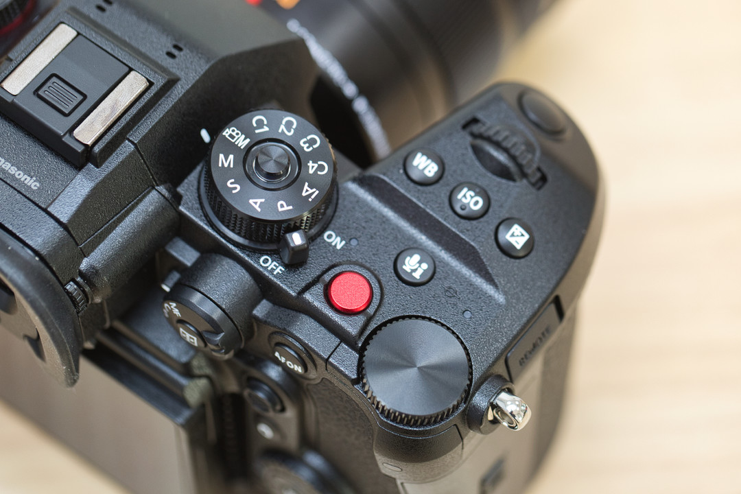 守护M43画幅的荣耀，松下GH6首发开箱体验_无反相机_什么值得买