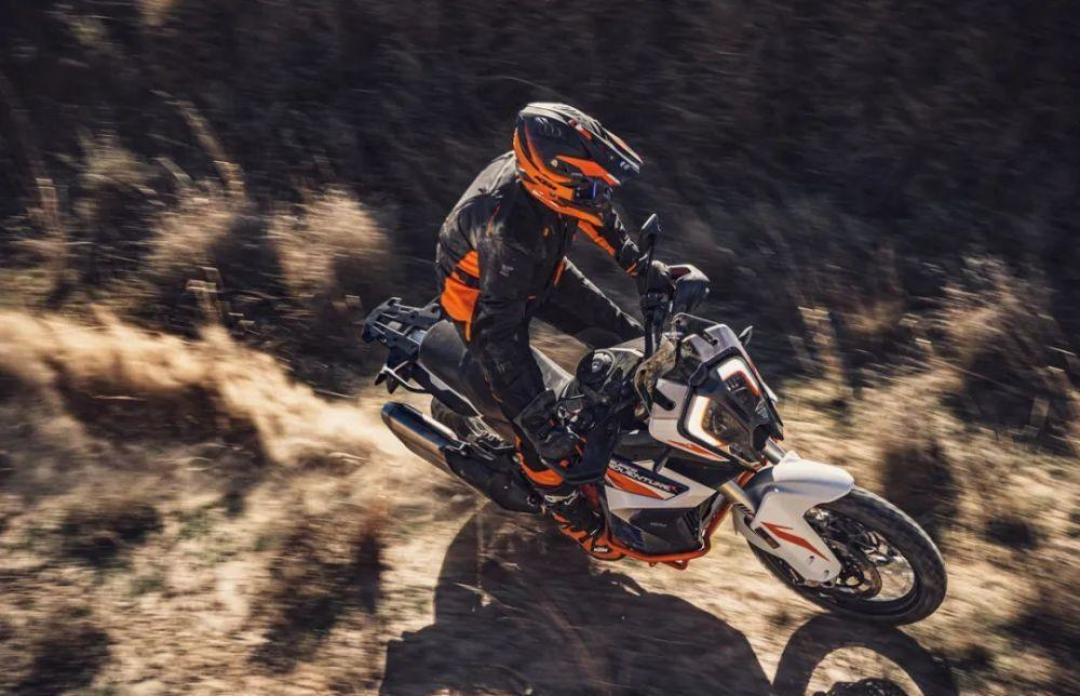 新款KTM 1290 Super Adventure S/R上市_摩托车整车_什么值得买