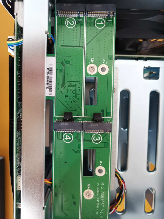 NAS存储怎么样 全网首晒华硕AS6704T NAS_什么值得买
