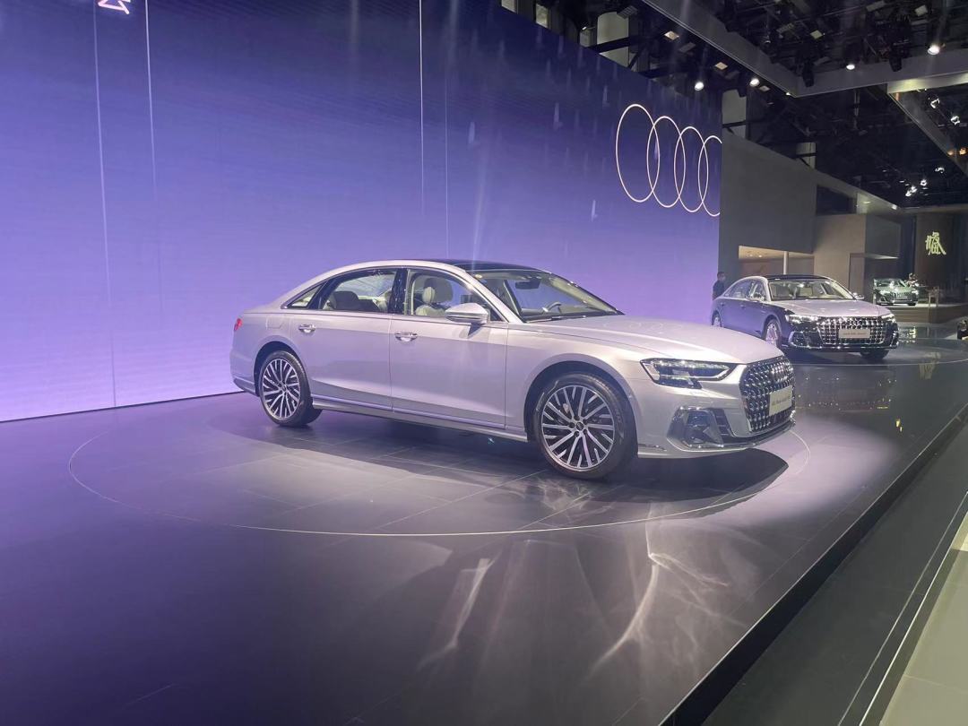 2022成都车展 新款奥迪A8L正式上市_轿车_什么值得买