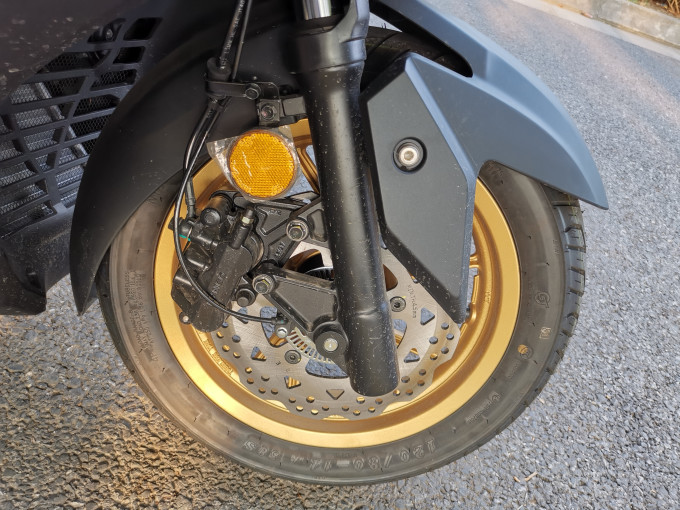 光阳赛艇S250到手一个月骑行感受_什么值得买