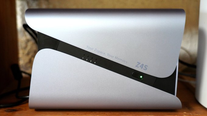 极空间Z4S 8G版NAS存储怎么样 拥有极空间Z4S，看电影的快乐又回来了。_什么值得买