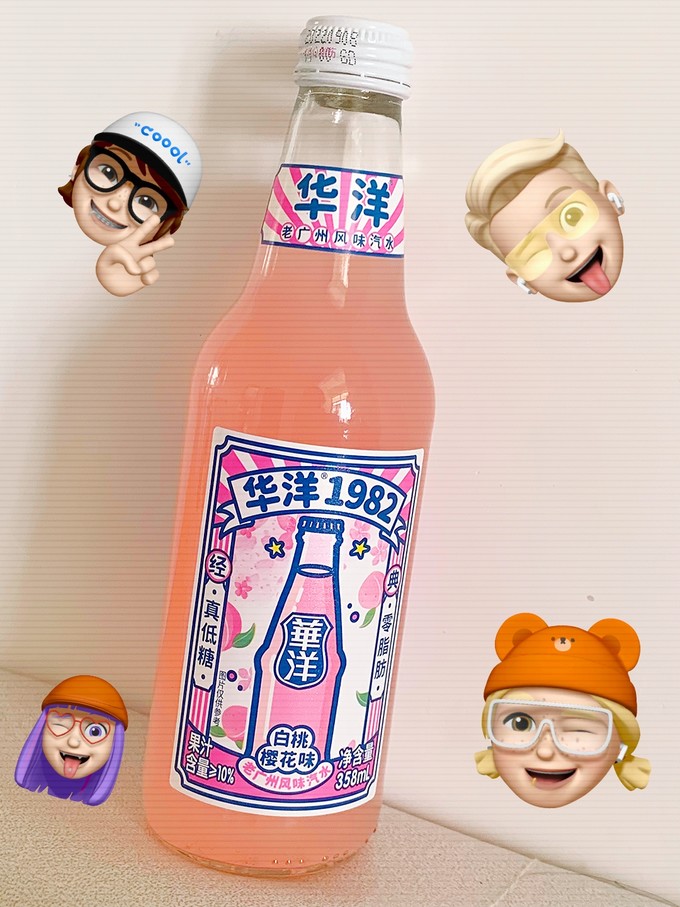 白桃樱花味的汽水好像还不错~ 什么值得买