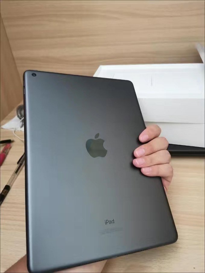 苹果iPad 2021款iPad怎么样 Ipad10涨价，我说ipad9嘎嘎乱杀没毛病吧_什么值得买