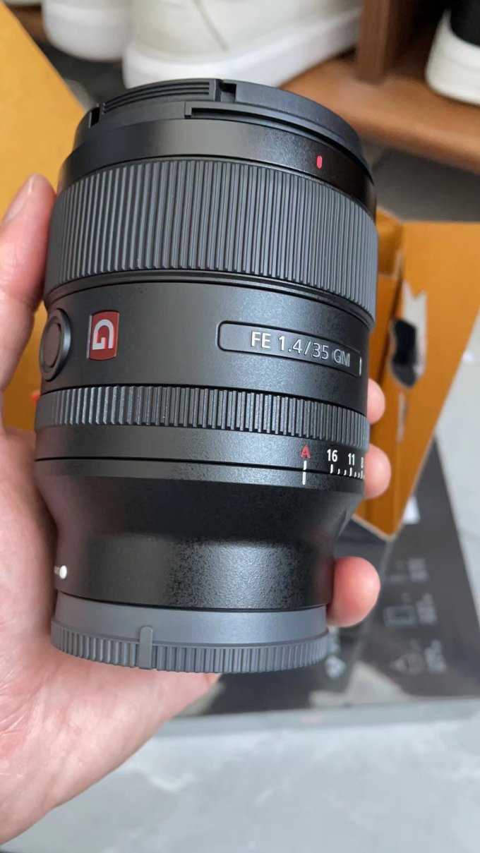 索尼SEL35F14GM镜头怎么样 一镜走天下挂机头sony 35 1.4GM到手_什么值得买