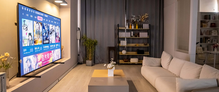 重回客厅C位、100英寸IMAX巨屏：海信Vidda Z100电视机_家电安装_什么值得买