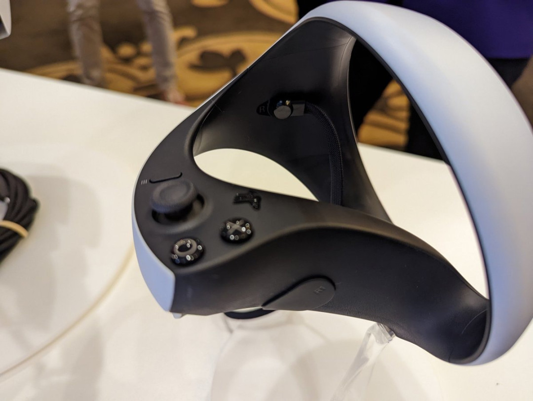 索尼 PlayStation VR2 宣布搭载联发科首款 VR 芯片，明年 2 月上市_VR设备_什么值得买