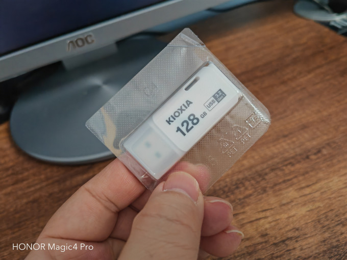 铠侠TransMemory U301U盘怎么样 铠侠隼闪128G U盘价廉物美日常携带很方便_什么值得买