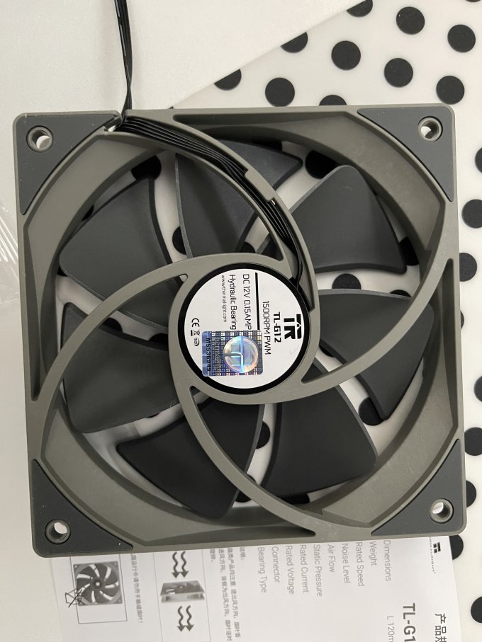 静音之选利民平价新品TL-G12与R12简单对_什么值得买