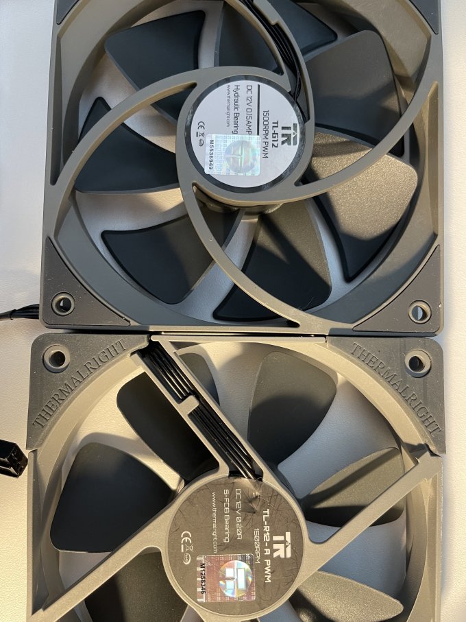 静音之选利民平价新品TL-G12与R12简单对_什么值得买