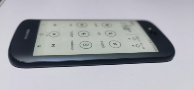 YOTA手机怎么样 yotaphone2快10年的国礼手机_什么值得买