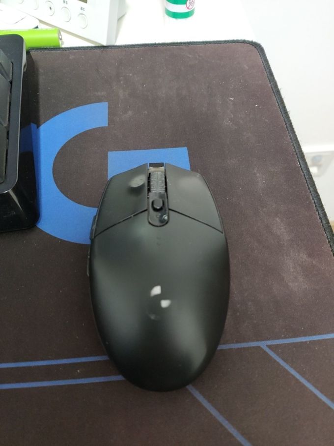 罗技G304鼠标怎么样 用到打油的G304_什么值得买