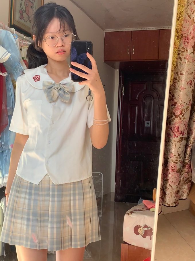 夏日和风铃JK制服怎么样 美丽的裙子千篇一律，有趣的牙齿万里挑一_什么值得买