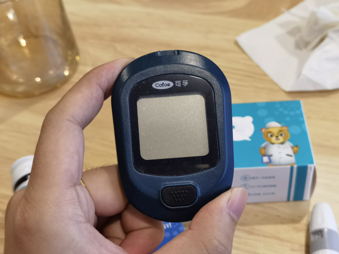 可孚KF-UA01-C其他健康电器怎么样 23岁尿酸707，在家测我就用这个_什么值得买