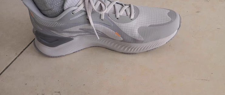 户外跑步，选李宁越影Element跑步鞋季运动鞋_休闲运动鞋_什么值得买