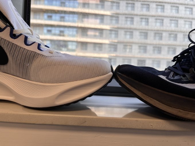 耐克跑鞋怎么样 Zoom Fly 1跑了三年，现在换Zoom Fly5_什么值得买