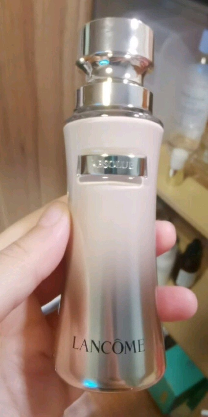 兰蔻粉底液怎么样好用吗 兰蔻菁纯粉底液 110黄白皮养肤遮瑕持久 什么值得买