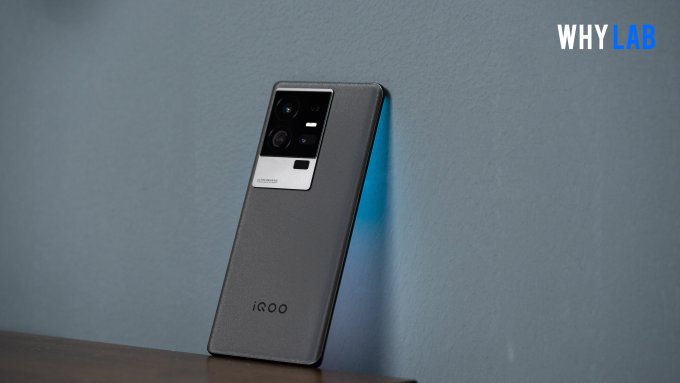 iQOO11 Pro安卓手机怎么样 唯一一款 200W 骁龙 8 Gen2旗舰，iQOO11Pro_什么值得买