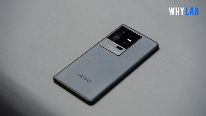 iQOO11 Pro安卓手机怎么样 唯一一款 200W 骁龙 8 Gen2旗舰，iQOO11Pro_什么值得买