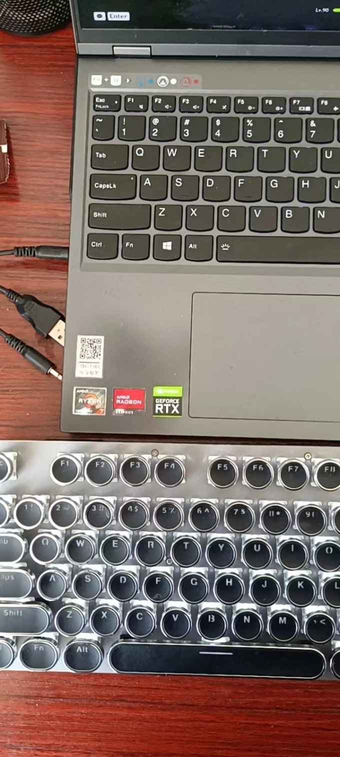 联想拯救者拯救者 R9000P 2021款游戏本怎么样 有被联想拯救者r9000帅到_什么值得买