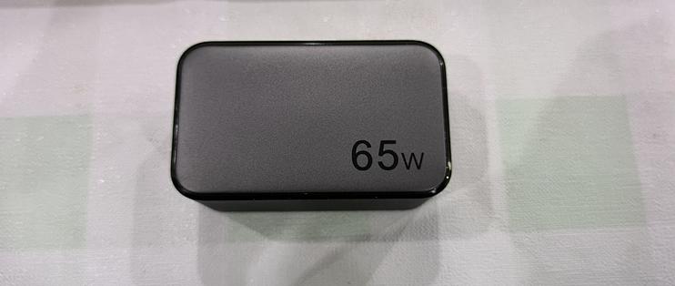 绿联65W小口红氮化镓充电器体验报告_充电器_什么值得买