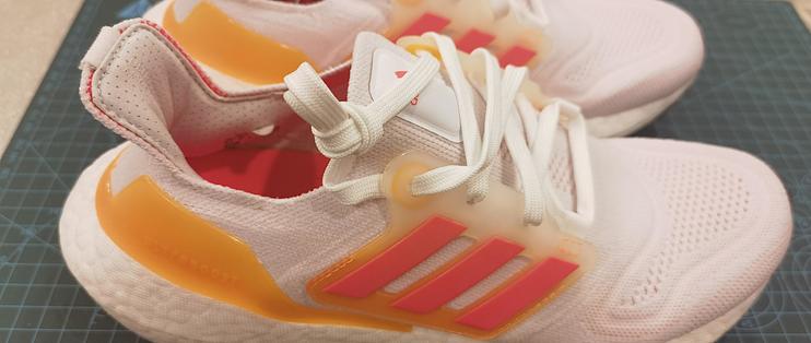 过年买新衣服---奥莱买双鞋-UB22_跑鞋_什么值得买