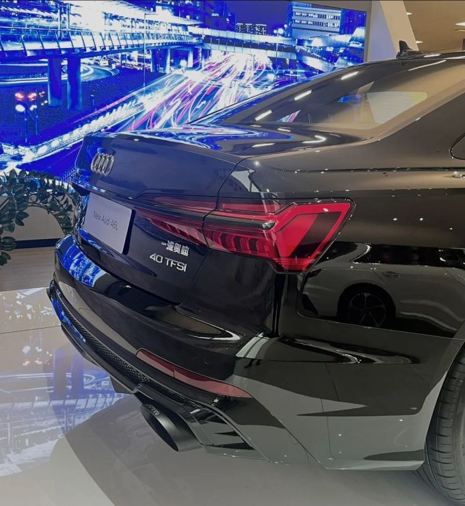 奥迪轿车怎么样 奥迪A6L黑武士-既然跑不快 那就玩姿态_什么值得买