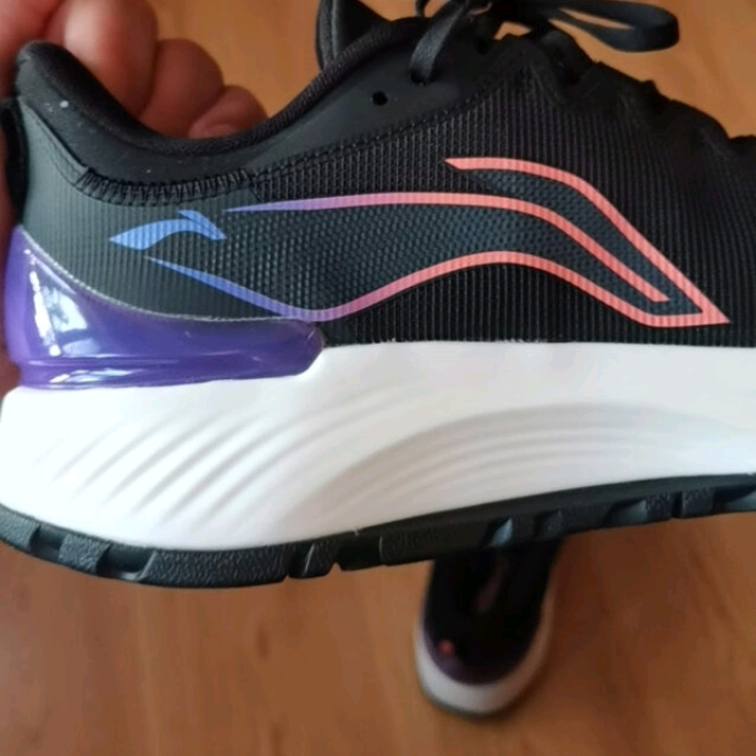 李宁跑鞋怎么样 李宁越影element跑步鞋_什么值得买